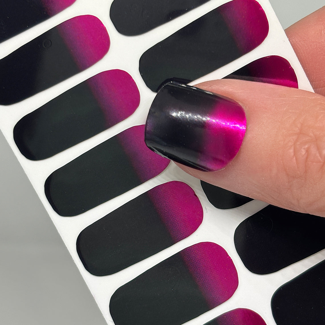 Wicked Pink Nail Wraps (CHROME) – Nail-Fox